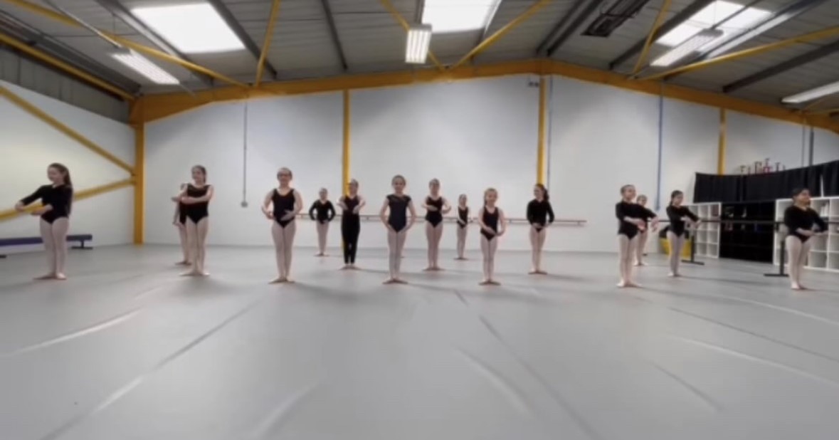 Studio – finessedancestudio